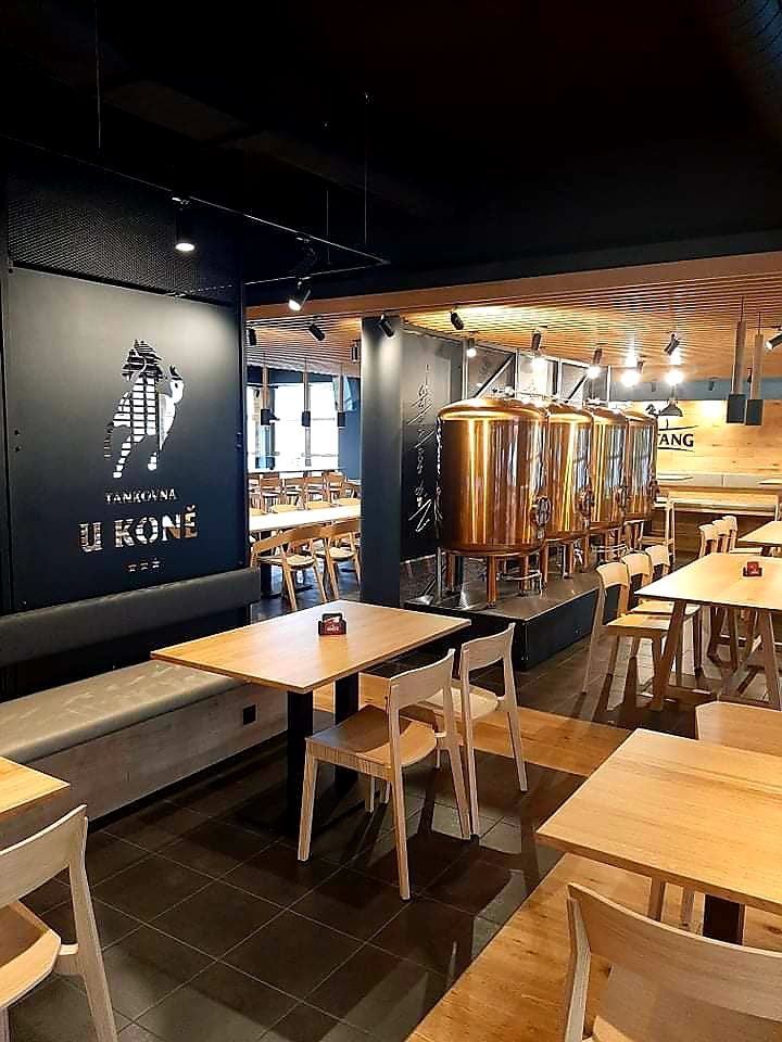 Galerie | Tankovna U KONĚ